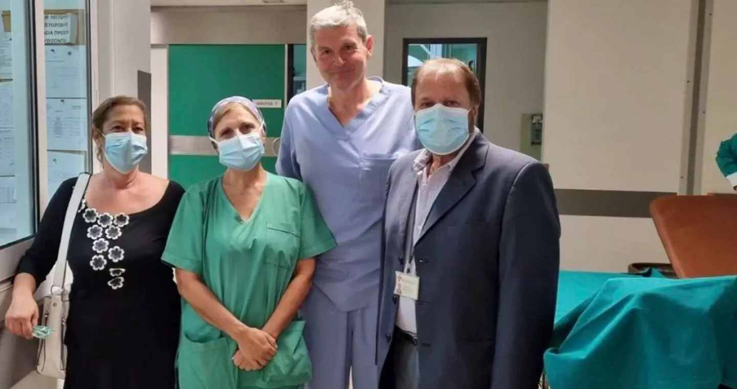 Πρωτοποριακή επέμβαση σε ασθενή με χαμηλή όραση στο Γ.Ν. «Βενιζέλειο ...