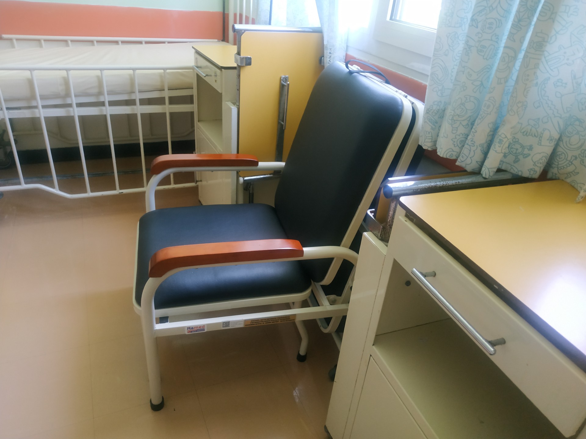 Δωρεά πολυθρόνων συνοδού ασθενών για τις ανάγκες του Παιδιατρικού ...